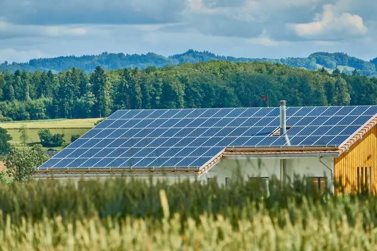 Why Solar Is Better for the Environment? [5 Facts & Benefits] – Climate ...